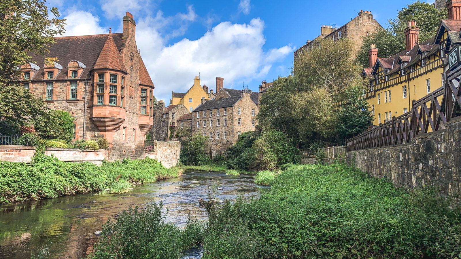 The complete guide to Edinburgh - Wanderlust Ale