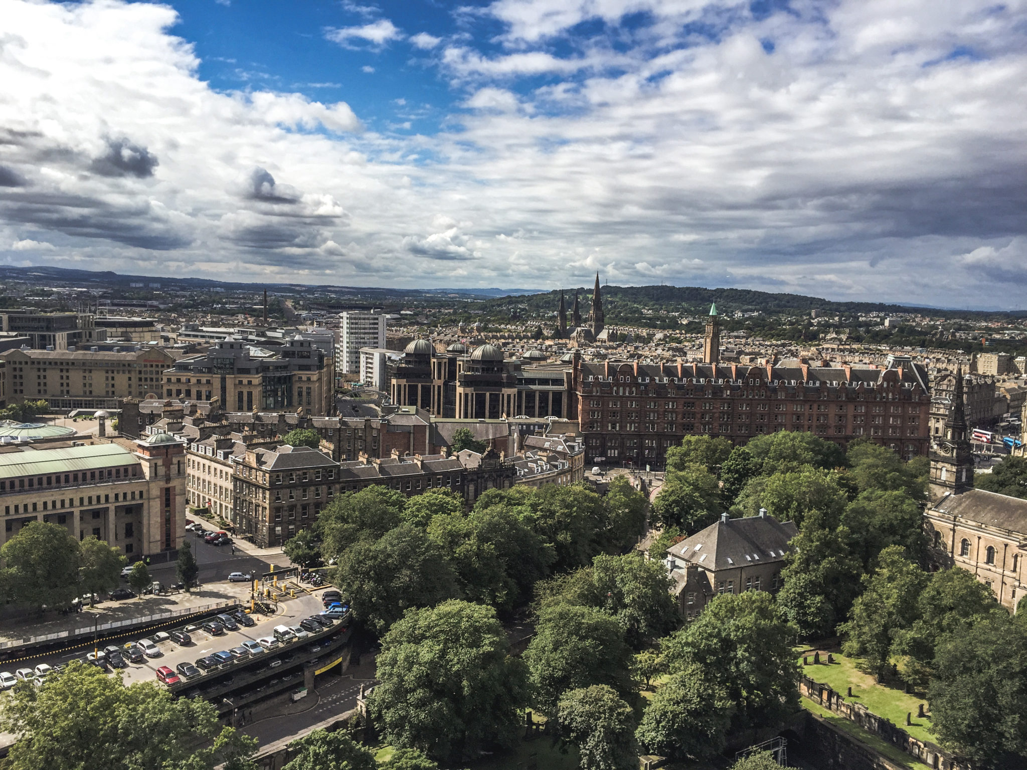 The complete guide to Edinburgh - Wanderlust Ale