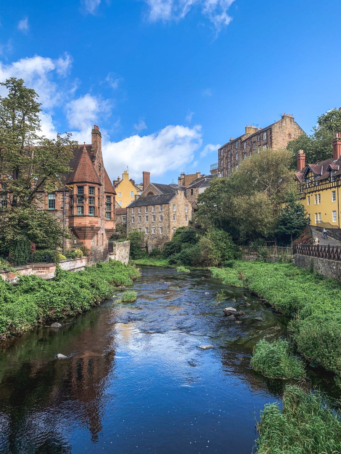 The complete guide to Edinburgh - Wanderlust Ale