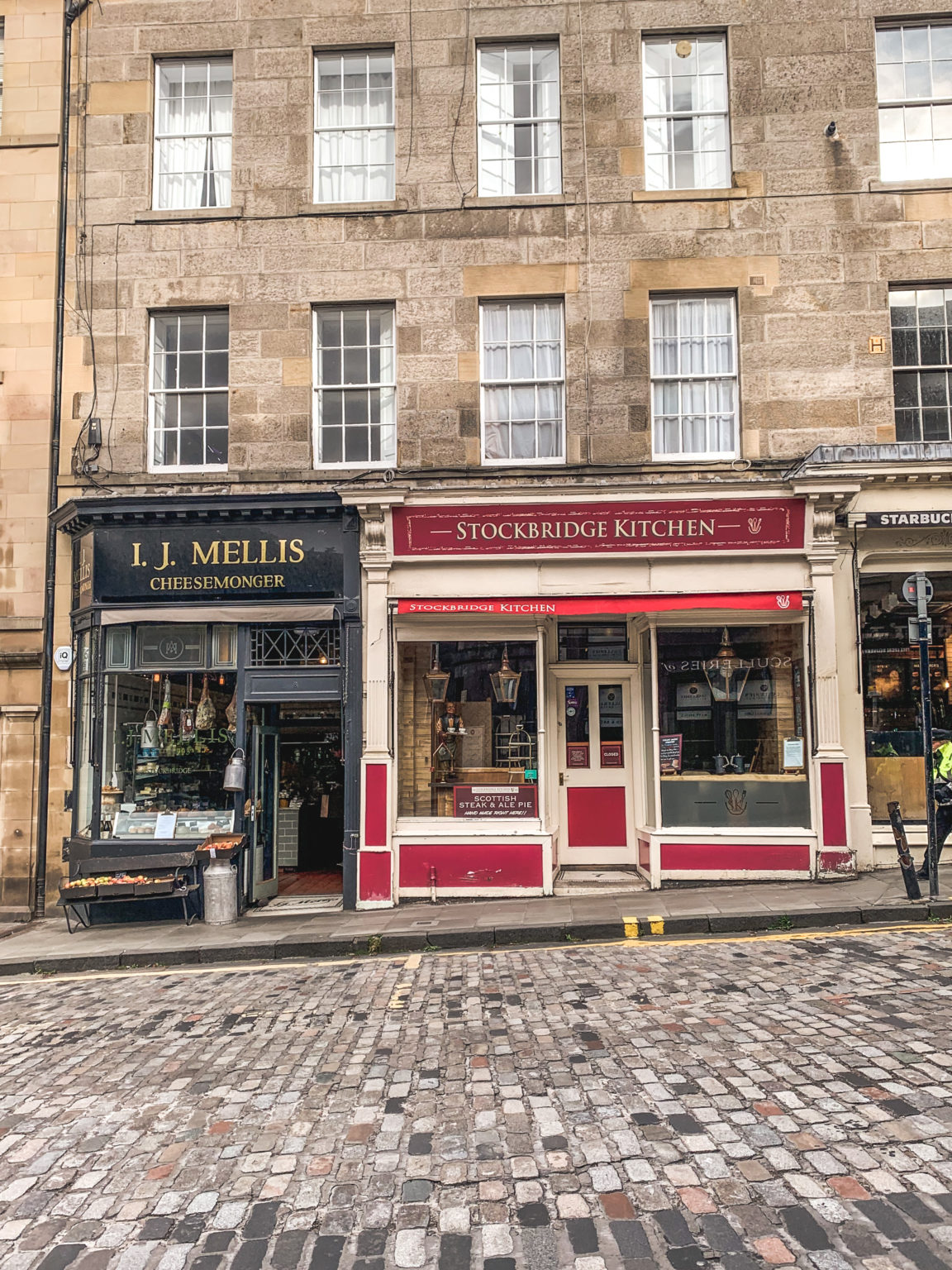 The complete guide to Edinburgh - Wanderlust Ale