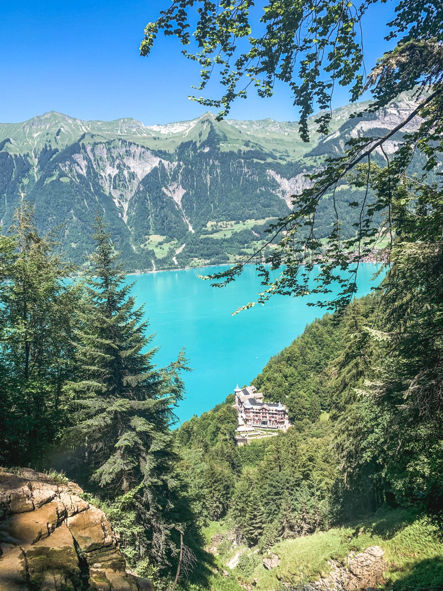 Lake Brienz: Iseltwald and Giessbach, peaceful Bernese hideaways ...